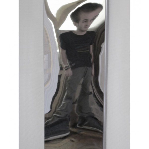 Medium Deforming Mirror - Arne Concept